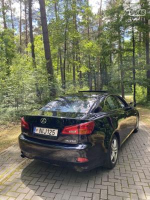 Black Lexus LS 250 2007 in Vilnius, with an engine capacity of 2.50 L and mileage of 323 thousand km for 3400 €, photo 8 on AUTOMOTO.COM.LV