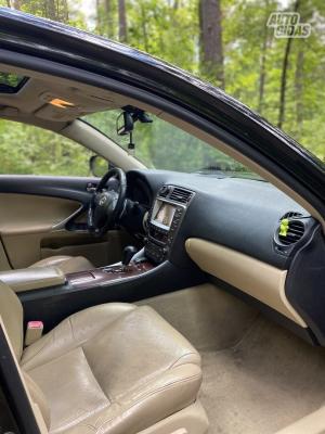 Black Lexus LS 250 2007 in Vilnius, with an engine capacity of 2.50 L and mileage of 323 thousand km for 3400 €, photo 11 on AUTOMOTO.COM.LV