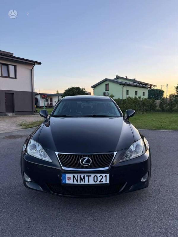 Melns Lexus LS 250 2007 Kauņa, ar dzinēja tilpumu 2.50 L un nobraukumu 245 tūkst. km par 6500 €, foto 2 vietnē AUTOMOTO.COM.LV