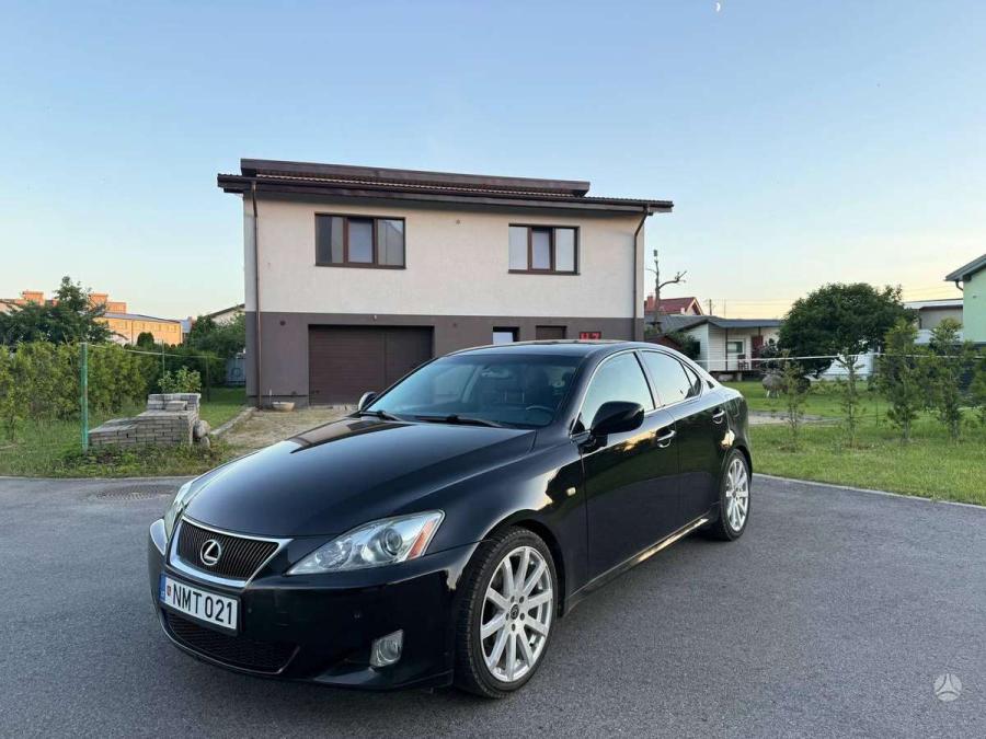 Melns Lexus LS 250 2007 Kauņa, ar dzinēja tilpumu 2.50 L un nobraukumu 245 tūkst. km par 6500 €, foto 4 vietnē AUTOMOTO.COM.LV