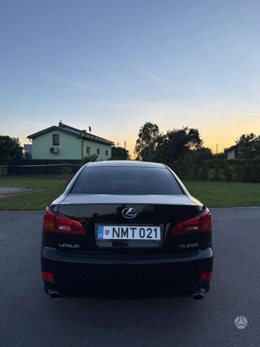 Melns Lexus LS 250 2007 Kauņa, ar dzinēja tilpumu 2.50 L un nobraukumu 245 tūkst. km par 6500 €, foto 6 vietnē AUTOMOTO.COM.LV