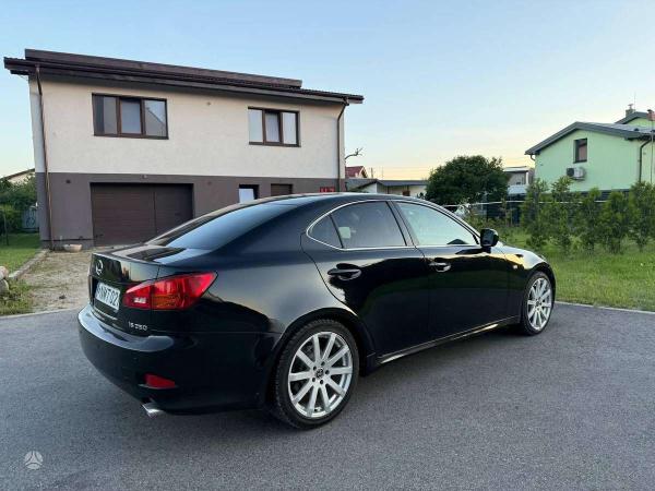 Melns Lexus LS 250 2007 Kauņa, ar dzinēja tilpumu 2.50 L un nobraukumu 245 tūkst. km par 6500 €, foto 6 vietnē AUTOMOTO.COM.LV