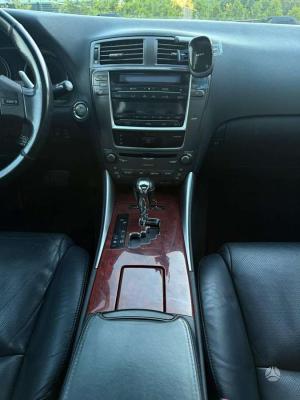 Melns Lexus LS 250 2007 Kauņa, ar dzinēja tilpumu 2.50 L un nobraukumu 245 tūkst. km par 6500 €, foto 17 vietnē AUTOMOTO.COM.LV