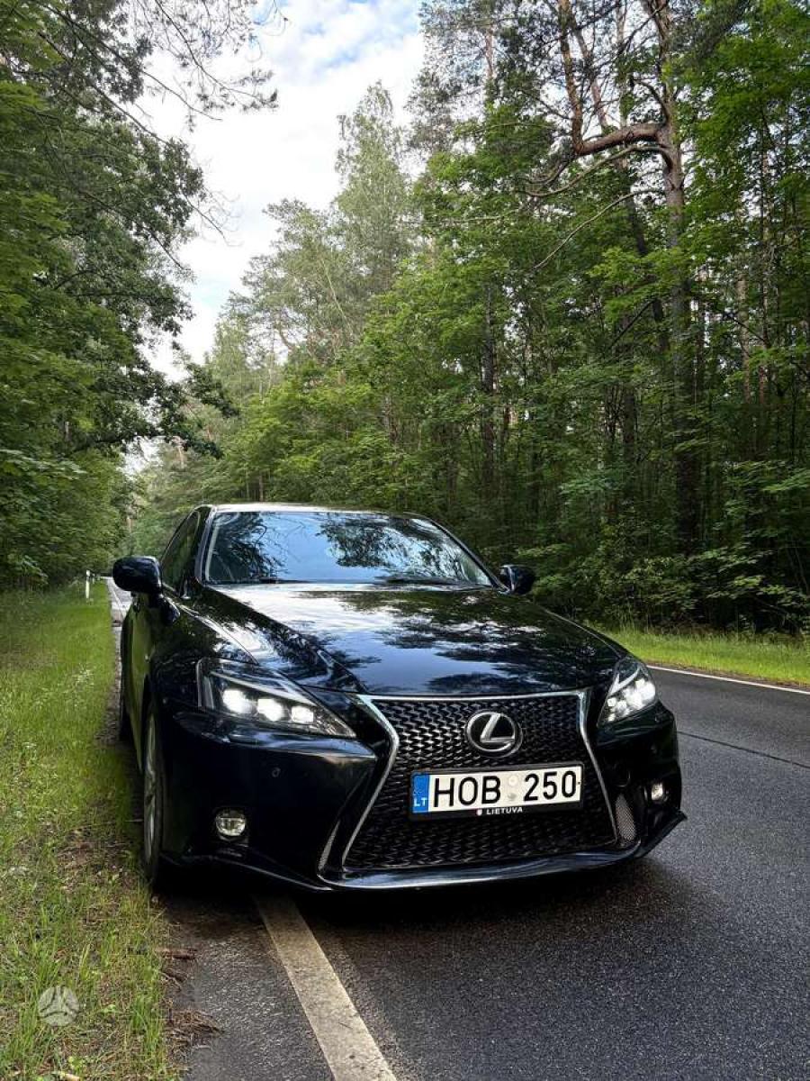 Black Lexus LS 250 2007 in Vilnius, with an engine capacity of 2.50 L and mileage of 251 thousand km for 5600 €, photo 3 on AUTOMOTO.COM.LV