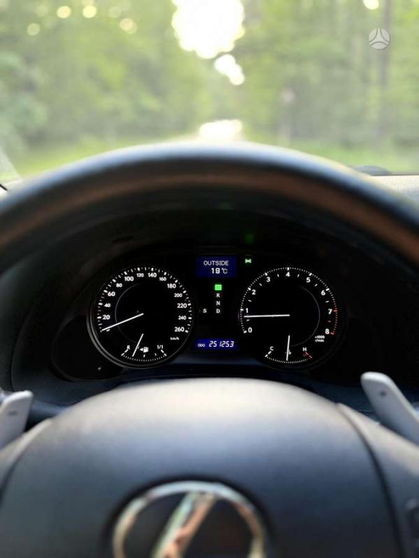 Melns Lexus LS 250 2007 Viļņa, ar dzinēja tilpumu 2.50 L un nobraukumu 251 tūkst. km par 5600 €, foto 7 vietnē AUTOMOTO.COM.LV