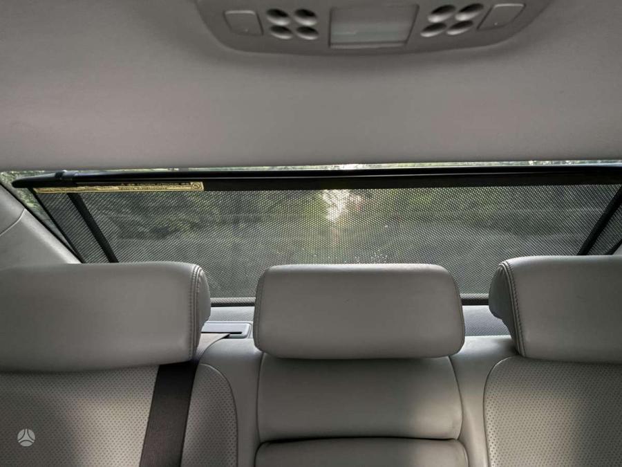 Black Lexus LS 250 2007 in Vilnius, with an engine capacity of 2.50 L and mileage of 251 thousand km for 5600 €, photo 10 on AUTOMOTO.COM.LV