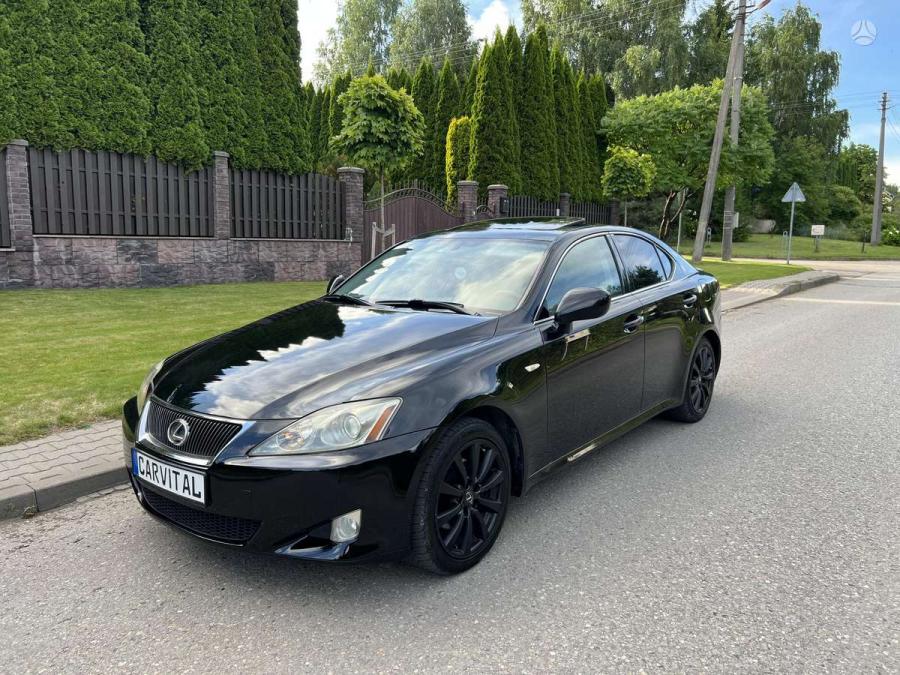 Melns Lexus LS 250 2007 Viļņa, ar dzinēja tilpumu 2.50 L un nobraukumu 120 tūkst. km par 3850 €, foto 1 vietnē AUTOMOTO.COM.LV