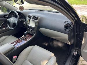Black Lexus LS 250 2007 in Vilnius, with an engine capacity of 2.50 L and mileage of 120 thousand km for 3850 €, photo 16 on AUTOMOTO.COM.LV
