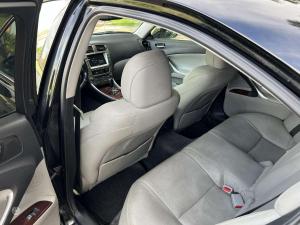 Black Lexus LS 250 2007 in Vilnius, with an engine capacity of 2.50 L and mileage of 120 thousand km for 3850 €, photo 20 on AUTOMOTO.COM.LV