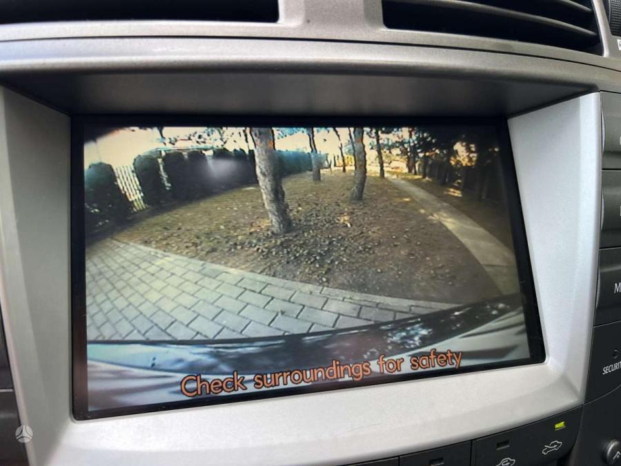 Black Lexus LS 250 2007 in Vilnius, with an engine capacity of 2.50 L and mileage of 120 thousand km for 3850 €, photo 32 on AUTOMOTO.COM.LV