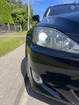 Black Lexus LS 250 2007 in Vilnius, with an engine capacity of 2.50 L and mileage of 302 thousand km for 3850 €, photo 10 on AUTOMOTO.COM.LV
