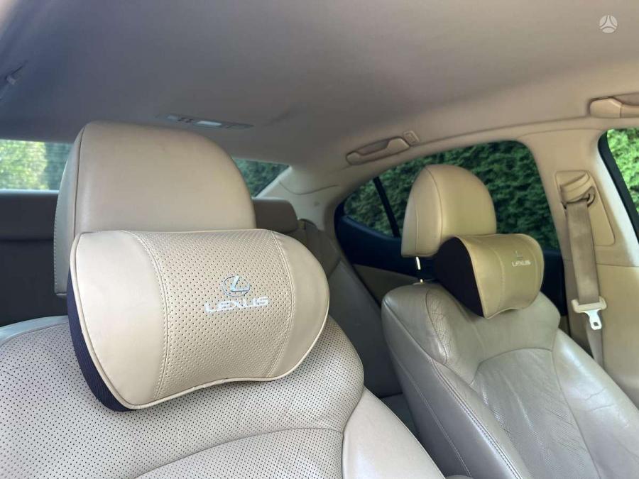 Black Lexus LS 250 2007 in Vilnius, with an engine capacity of 2.50 L and mileage of 302 thousand km for 3850 €, photo 22 on AUTOMOTO.COM.LV