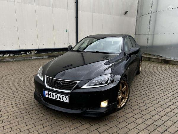 Черный Лексус LS 250 2007 в Вильнюс, объемом двигателя 2.50 л и пробегом 193 тыс. км за 4499 €, фото 1 на AUTOMOTO.COM.LV