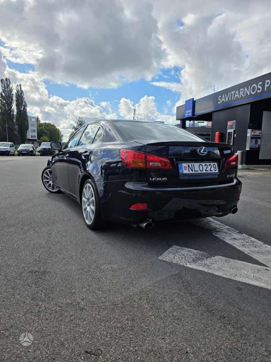 Melns Lexus LS 250 2007 Klaipėda, ar dzinēja tilpumu 2.50 L un nobraukumu 330 tūkst. km par 5700 €, foto 6 vietnē AUTOMOTO.COM.LV