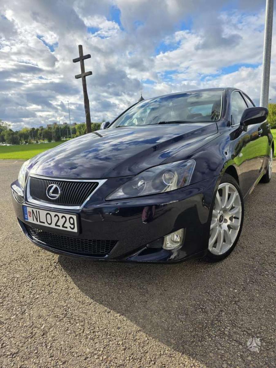 Melns Lexus LS 250 2007 Klaipėda, ar dzinēja tilpumu 2.50 L un nobraukumu 330 tūkst. km par 5700 €, foto 9 vietnē AUTOMOTO.COM.LV