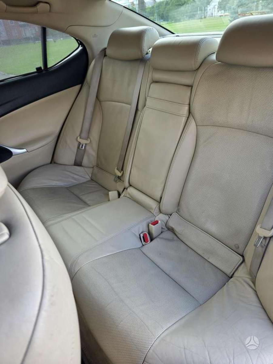 Melns Lexus LS 250 2007 Klaipėda, ar dzinēja tilpumu 2.50 L un nobraukumu 330 tūkst. km par 5700 €, foto 23 vietnē AUTOMOTO.COM.LV