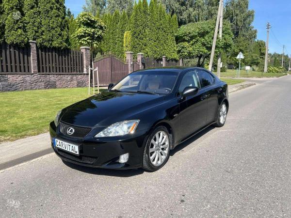 Black Lexus LS 250 2007 in Vilnius, with an engine capacity of 2.50 L and mileage of 302 thousand km for 3200 €, photo 7 on AUTOMOTO.COM.LV