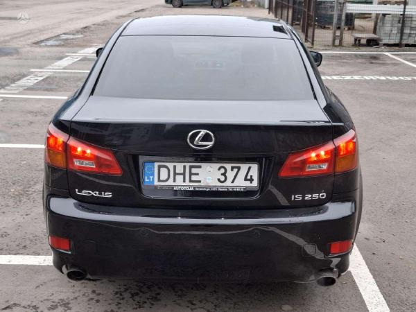 Black Lexus LS 250 2008 in Vilnius, with an engine capacity of 2.50 L and mileage of 332 thousand km for 3490 €, photo 3 on AUTOMOTO.COM.LV