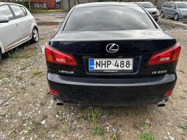 Black Lexus LS 250 2008 in Telschi, with an engine capacity of 2.50 L and mileage of 400 thousand km for 1300 €, photo 5 on AUTOMOTO.COM.LV