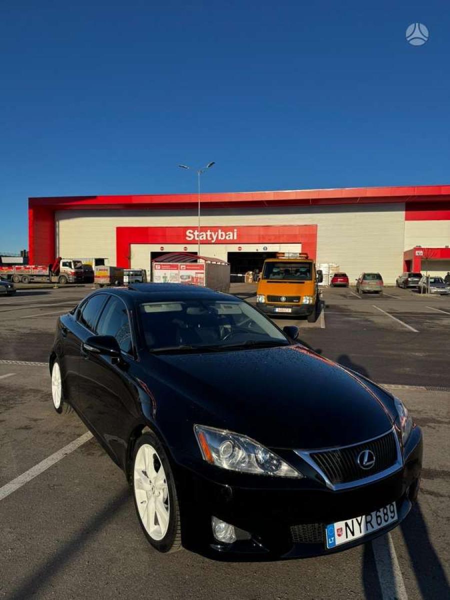 Black Lexus LS 250 2010 in Kaunas, with an engine capacity of 2.50 L and mileage of 136 thousand km for 9888 €, photo 2 on AUTOMOTO.COM.LV