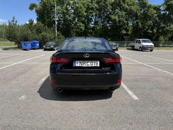 Melns Lexus LS 250 2014 Viļņa, ar dzinēja tilpumu 2.50 L un nobraukumu 175 tūkst. km par 14700 €, foto 6 vietnē AUTOMOTO.COM.LV