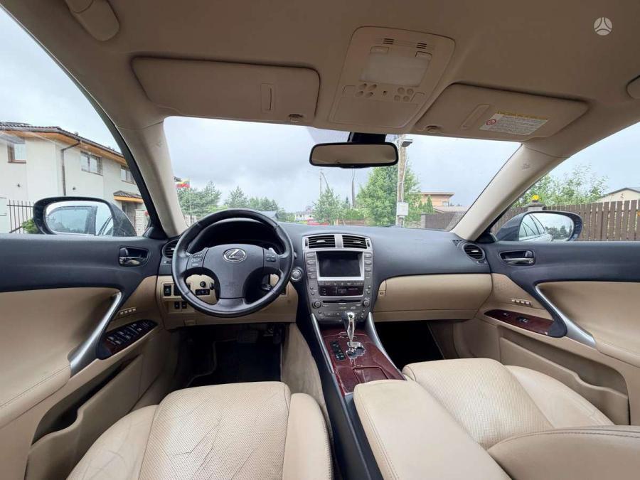 Синий Лексус LS 250 2006 в Вильнюс, объемом двигателя 2.50 л и пробегом 330 тыс. км за 3700 €, фото 8 на AUTOMOTO.COM.LV