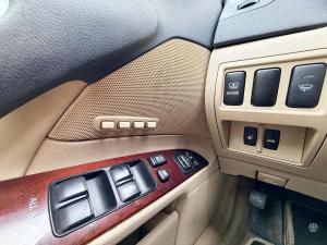 Синий Лексус LS 250 2006 в Вильнюс, объемом двигателя 2.50 л и пробегом 330 тыс. км за 3700 €, фото 12 на AUTOMOTO.COM.LV