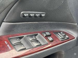 Zils Lexus LS 250 2006 Viļņa, ar dzinēja tilpumu 2.50 L un nobraukumu 320 tūkst. km par 2800 €, foto 12 vietnē AUTOMOTO.COM.LV