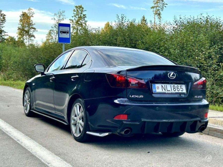 Zils Lexus LS 250 2006 Klaipėda, ar dzinēja tilpumu 2.50 L un nobraukumu 227 tūkst. km par 5500 €, foto 1 vietnē AUTOMOTO.COM.LV