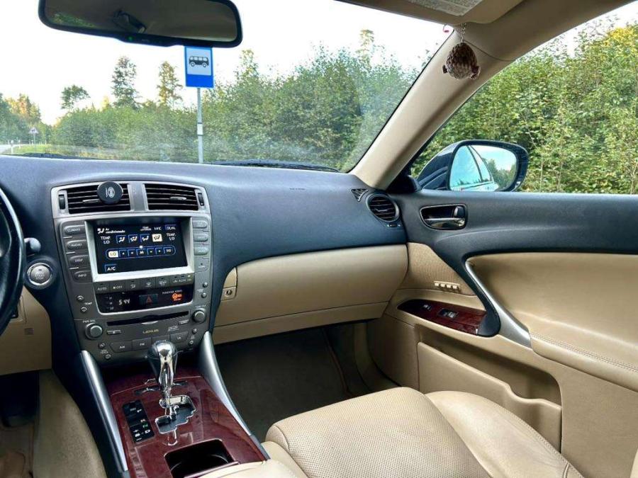 Zils Lexus LS 250 2006 Klaipėda, ar dzinēja tilpumu 2.50 L un nobraukumu 227 tūkst. km par 5500 €, foto 15 vietnē AUTOMOTO.COM.LV