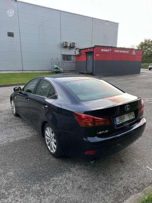 Zils Lexus LS 250 2007 Viļņa, ar dzinēja tilpumu 2.50 L un nobraukumu 313 tūkst. km par 4150 €, foto 8 vietnē AUTOMOTO.COM.LV