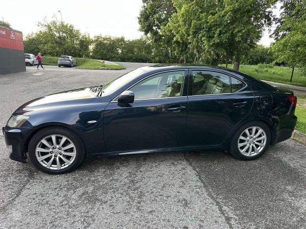 Blue Lexus LS 250 2007 in Vilnius, with an engine capacity of 2.50 L and mileage of 313 thousand km for 4150 €, photo 8 on AUTOMOTO.COM.LV