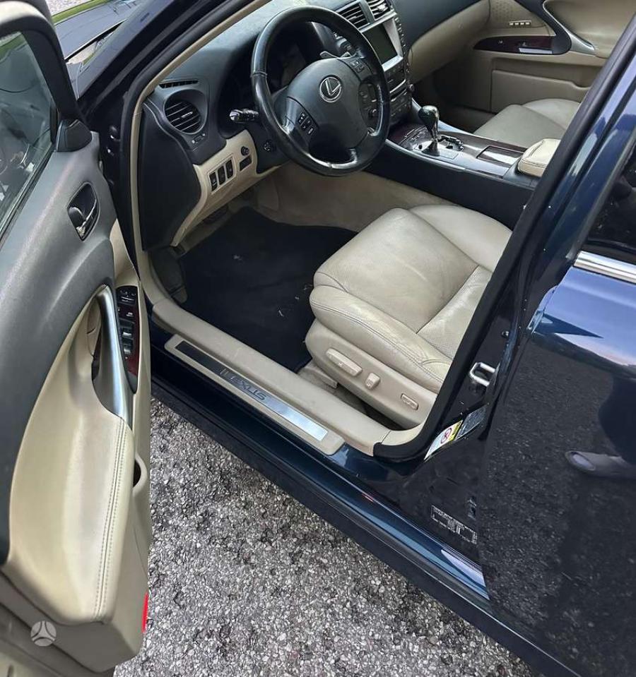 Zils Lexus LS 250 2007 Viļņa, ar dzinēja tilpumu 2.50 L un nobraukumu 313 tūkst. km par 4150 €, foto 10 vietnē AUTOMOTO.COM.LV