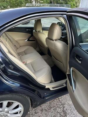 Zils Lexus LS 250 2007 Viļņa, ar dzinēja tilpumu 2.50 L un nobraukumu 313 tūkst. km par 4150 €, foto 12 vietnē AUTOMOTO.COM.LV