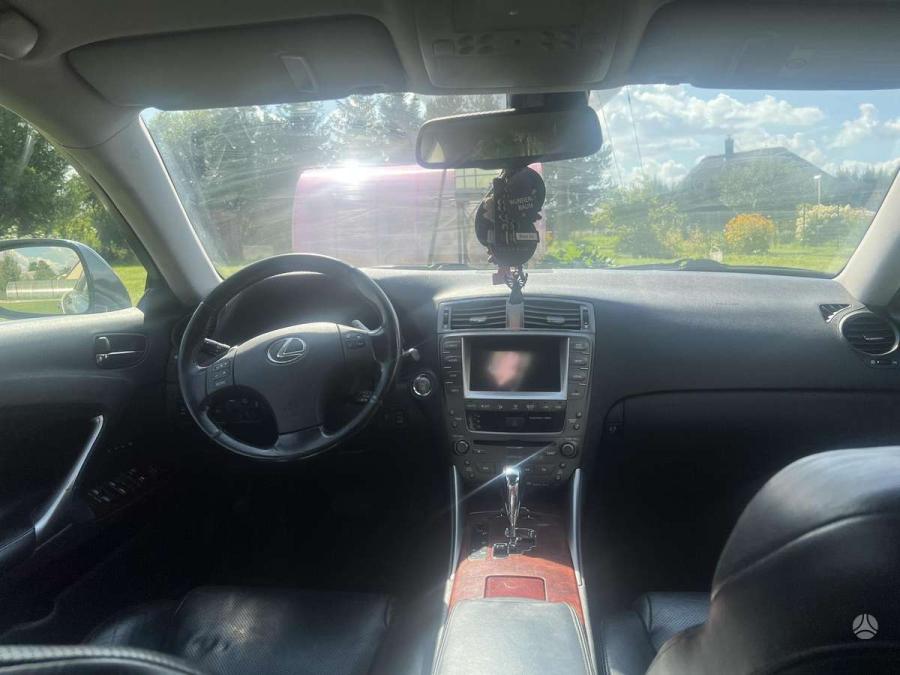 Blue Lexus LS 250 2007 in Kaunas, with an engine capacity of 2.50 L and mileage of 257 thousand km for 3000 €, photo 6 on AUTOMOTO.COM.LV