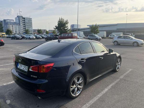 Blue Lexus LS 250 2009 in Vilnius, with an engine capacity of 2.50 L and mileage of 170 thousand km for 5800 €, photo 5 on AUTOMOTO.COM.LV
