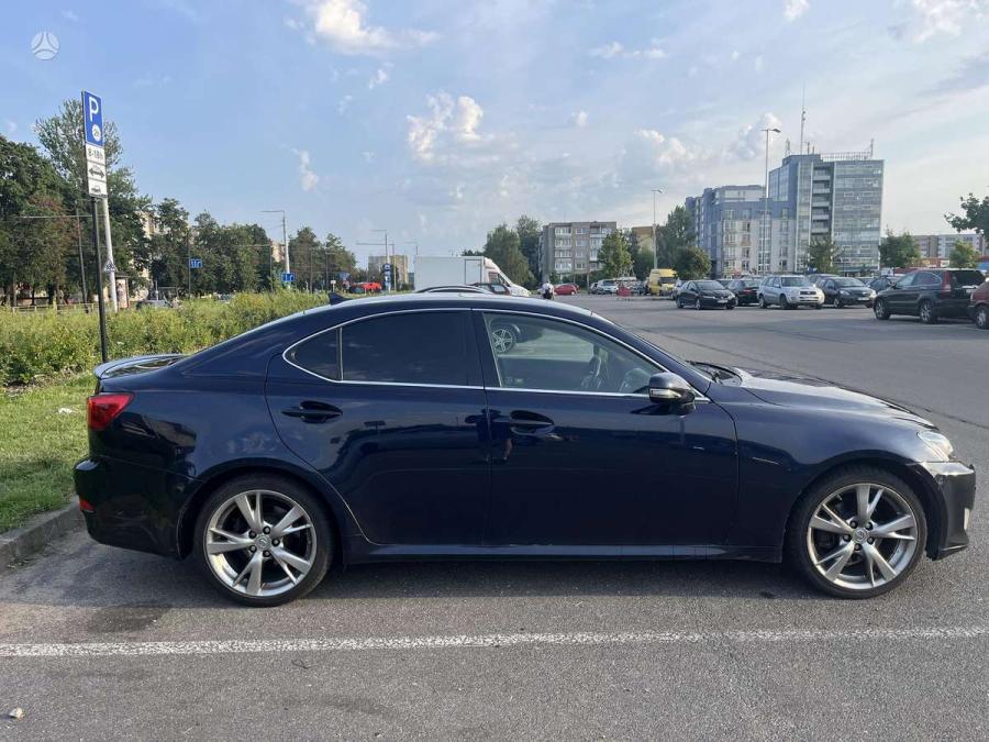Zils Lexus LS 250 2009 Viļņa, ar dzinēja tilpumu 2.50 L un nobraukumu 170 tūkst. km par 5800 €, foto 7 vietnē AUTOMOTO.COM.LV