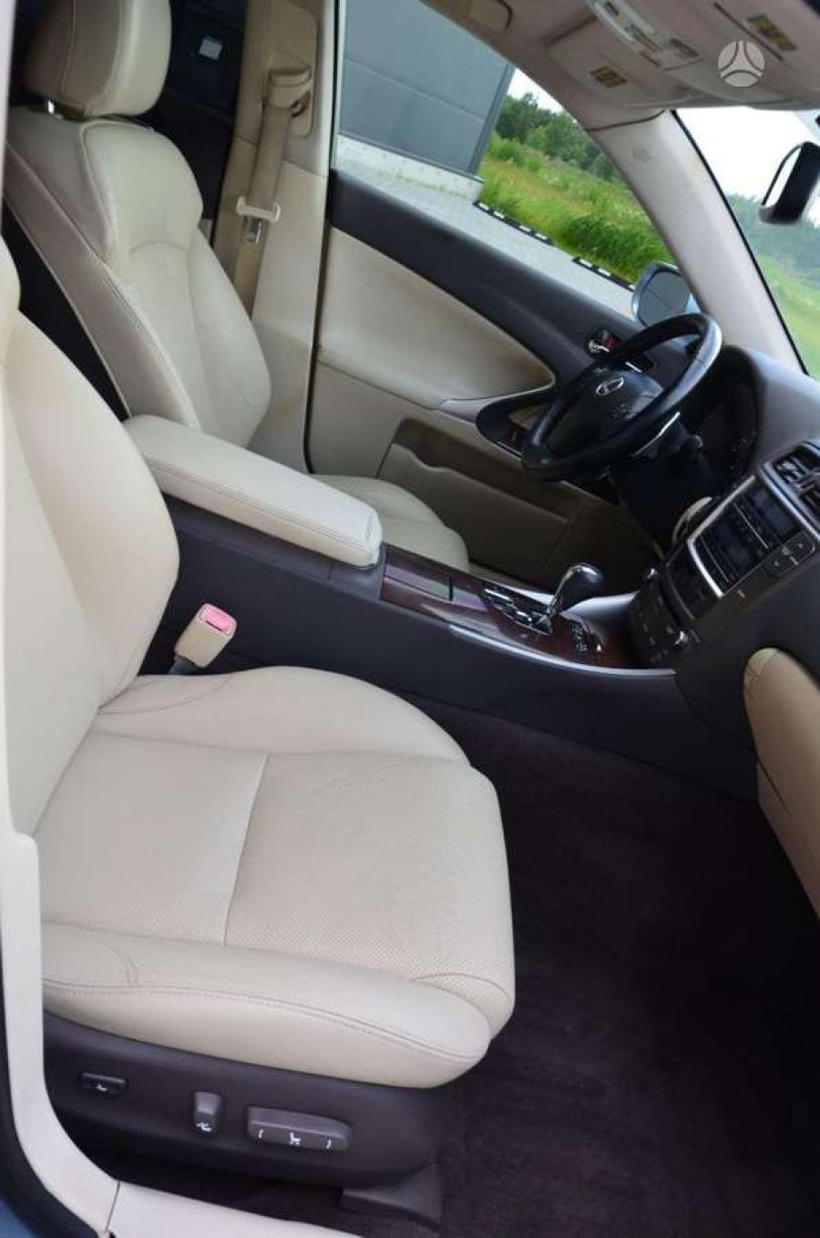 Zils Lexus LS 250 2010 Šauļi, ar dzinēja tilpumu 2.50 L un nobraukumu 202 tūkst. km par 5900 €, foto 30 vietnē AUTOMOTO.COM.LV