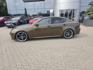 Brown Lexus LS 250 2007 in Kaunas, with an engine capacity of 2.50 L and mileage of 278 thousand km for 7000 €, photo 3 on AUTOMOTO.COM.LV