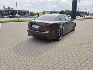 Brown Lexus LS 250 2007 in Kaunas, with an engine capacity of 2.50 L and mileage of 278 thousand km for 7000 €, photo 5 on AUTOMOTO.COM.LV