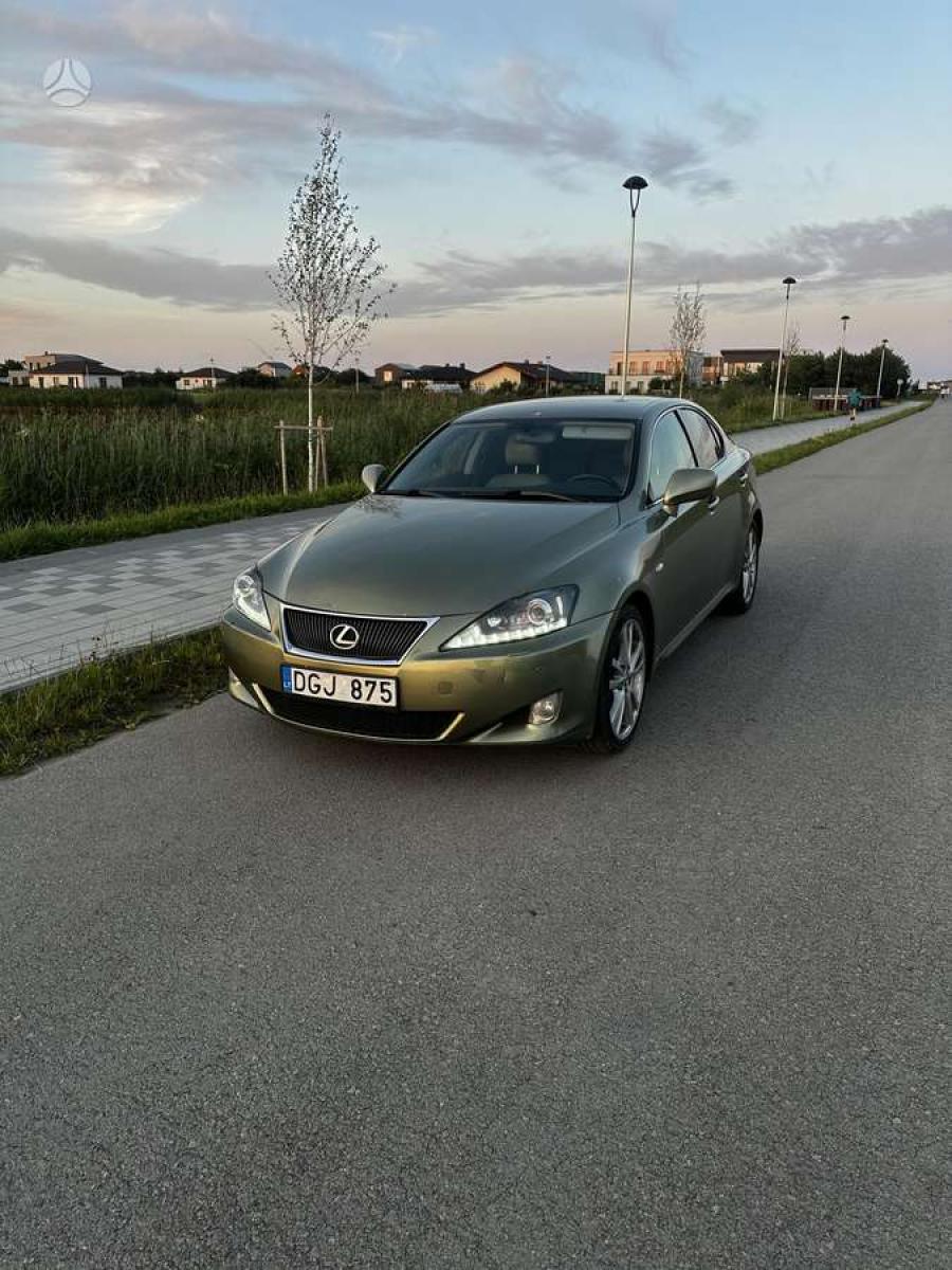 Зеленый Лексус LS 250 2007 в Клайпеда, объемом двигателя 2.50 л и пробегом 209 тыс. км за 4350 €, фото 1 на AUTOMOTO.COM.LV