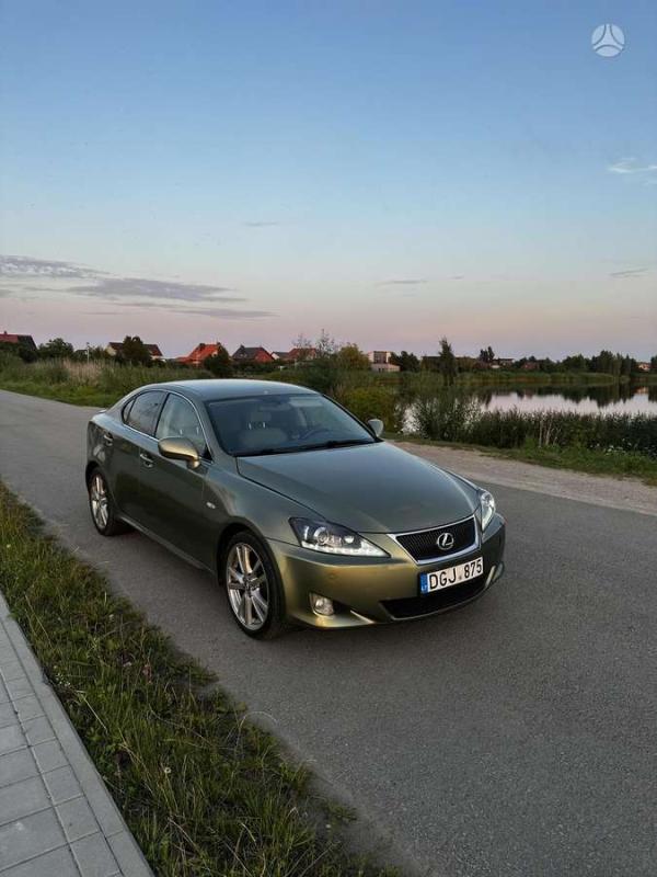 Green Lexus LS 250 2007 in Klaipeda, with an engine capacity of 2.50 L and mileage of 209 thousand km for 4350 €, photo 4 on AUTOMOTO.COM.LV