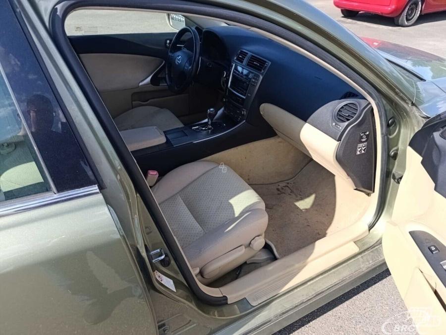 Zaļš Lexus LS 250 2009 Avižieniai, ar dzinēja tilpumu 2.50 L un nobraukumu 223 tūkst. km par 4000 €, foto 11 vietnē AUTOMOTO.COM.LV
