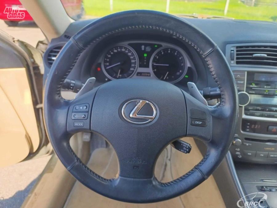 Zaļš Lexus LS 250 2009 Avižieniai, ar dzinēja tilpumu 2.50 L un nobraukumu 223 tūkst. km par 4000 €, foto 15 vietnē AUTOMOTO.COM.LV