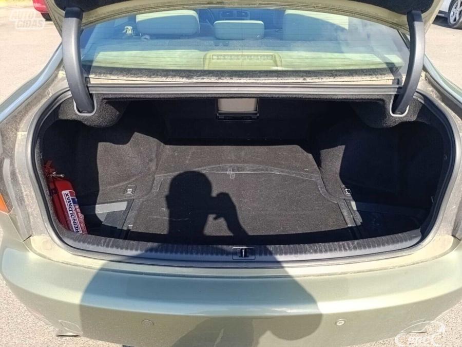 Zaļš Lexus LS 250 2009 Avižieniai, ar dzinēja tilpumu 2.50 L un nobraukumu 223 tūkst. km par 4000 €, foto 29 vietnē AUTOMOTO.COM.LV