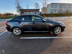 Grey Lexus LS 250 2006 in Vilnius, with an engine capacity of 2.50 L and mileage of 235 thousand km for 3700 €, photo 8 on AUTOMOTO.COM.LV