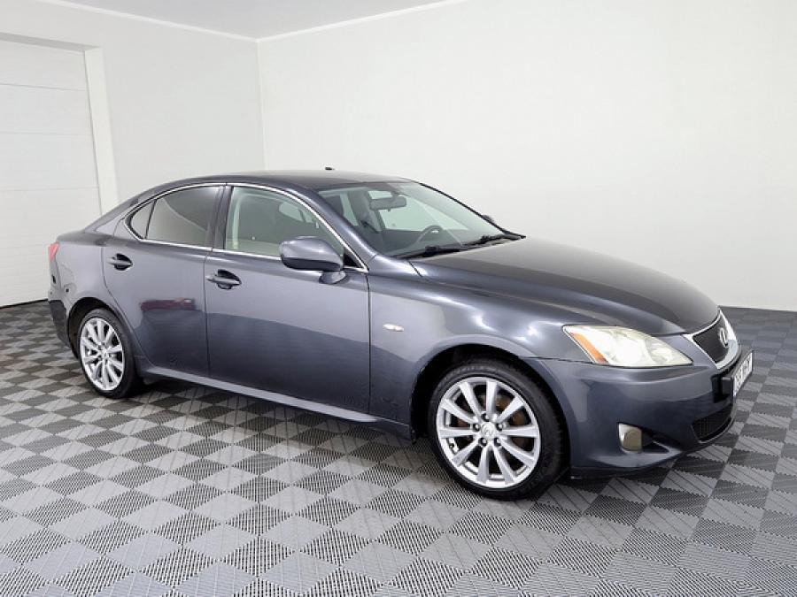 Grey Lexus LS 250 2006 in Tallinn, with an engine capacity of 2.50 L and mileage of 304 thousand km for 2499 €, photo 1 on AUTOMOTO.COM.LV
