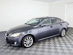 Grey Lexus LS 250 2006 in Tallinn, with an engine capacity of 2.50 L and mileage of 304 thousand km for 2499 €, photo 3 on AUTOMOTO.COM.LV