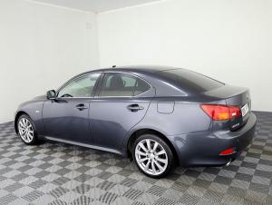 Grey Lexus LS 250 2006 in Tallinn, with an engine capacity of 2.50 L and mileage of 304 thousand km for 2499 €, photo 5 on AUTOMOTO.COM.LV