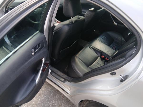 Grey Lexus LS 250 2006 in Tallinn, with an engine capacity of 2.50 L and mileage of 282 thousand km for 5000 €, photo 6 on AUTOMOTO.COM.LV